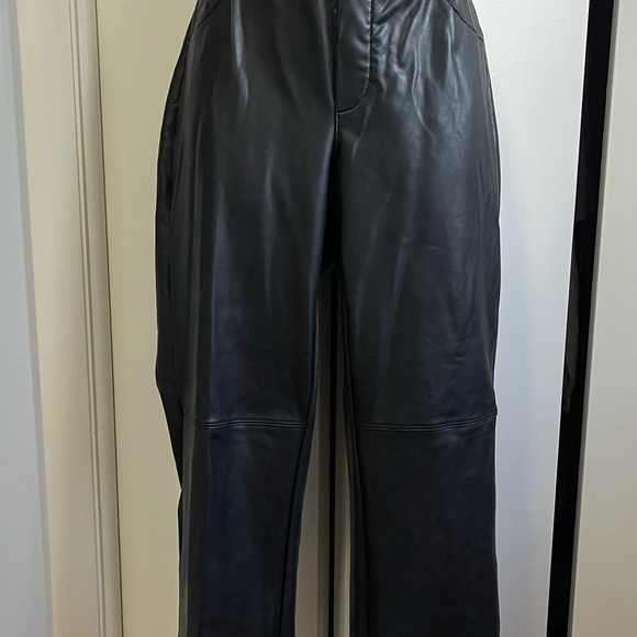 Calzedonia | Pants & Jumpsuits | Leather Effect Thermal Cigarette ...